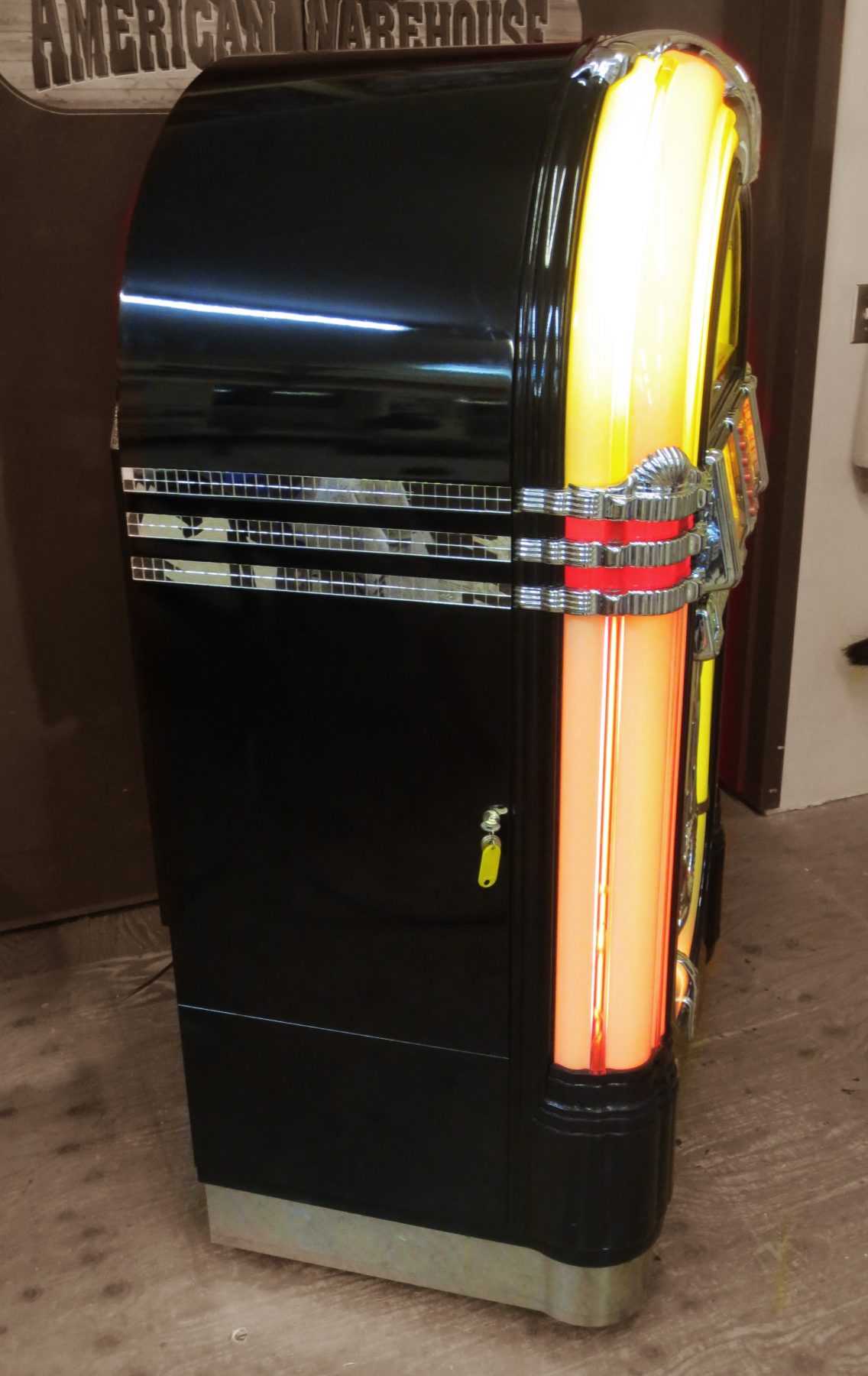 Wurlitzer Musikbox und NSM Jukebox mit moderner Technik